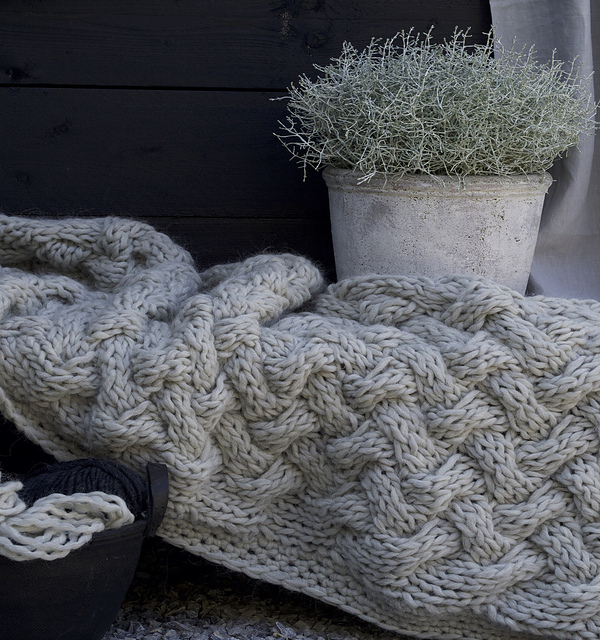 Ravelry: Cable blanket Salt Lake City pattern by Hedwig van der Laan