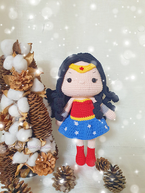 Ravelry: Wonder Woman pattern by Khanh Phung