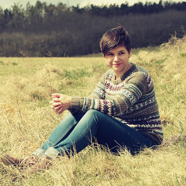 Ravelry: Sueza's Oh la la Sweater