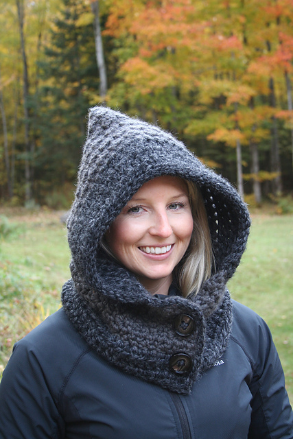 Ravelry: Cozy Hooded Cowl pattern by Dezarae Earl
