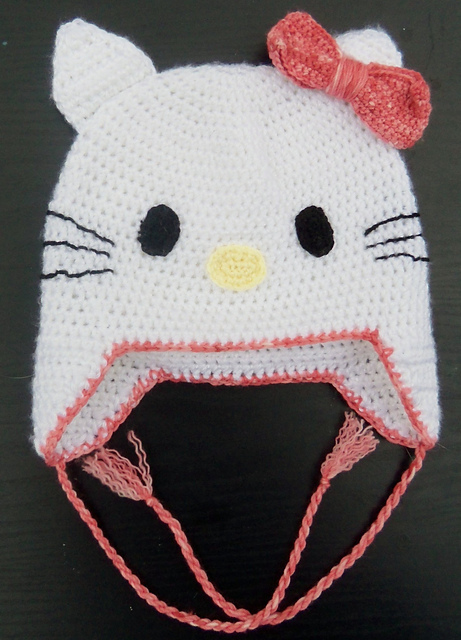 Ravelry: Hello Kitty Earflap Hat pattern by Sarah Rozon