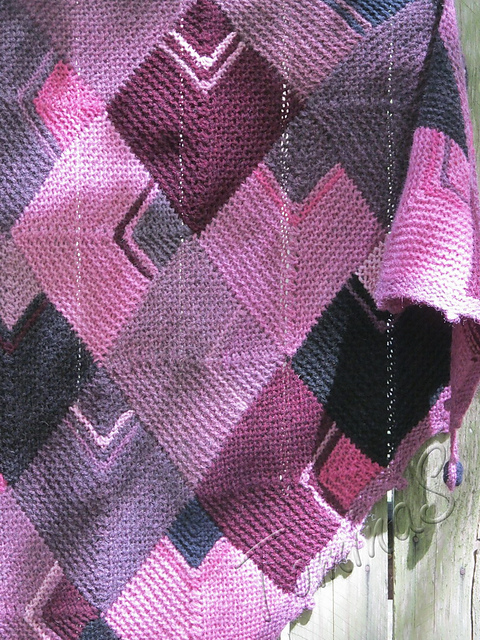 Ravelry: SvetlanaTomina's Graphics shawl