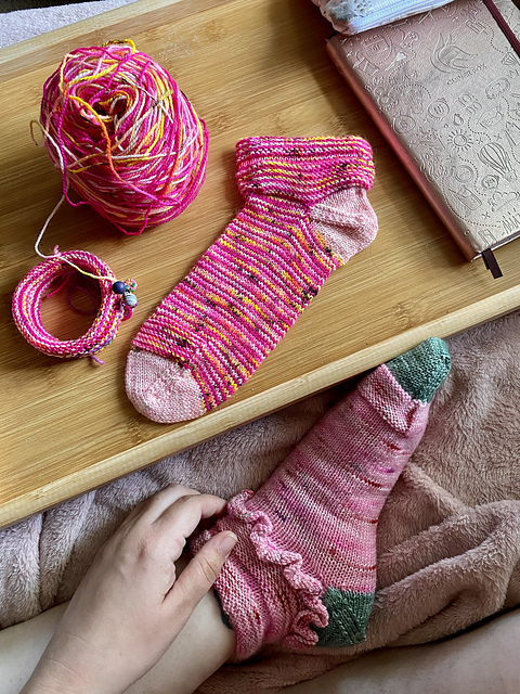 Ravelry: Miss Dolly Socks pattern by Jessica McMonagle