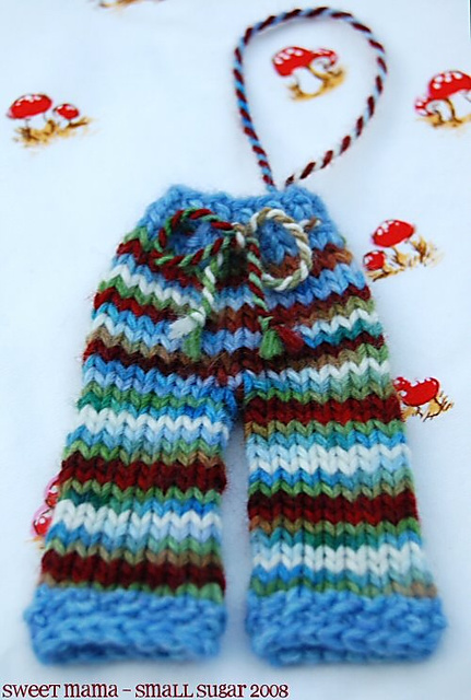 Ravelry: Bitty Britches pattern by Carina Spencer
