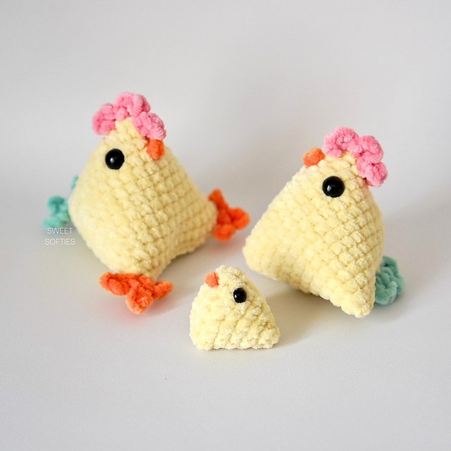 Ravelry: Pyramid Chicken pattern by Sweet Softies