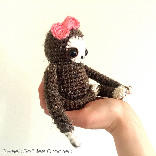 Ravelry: Baby Sloth Plushie with Bow pattern by Sweet Softies