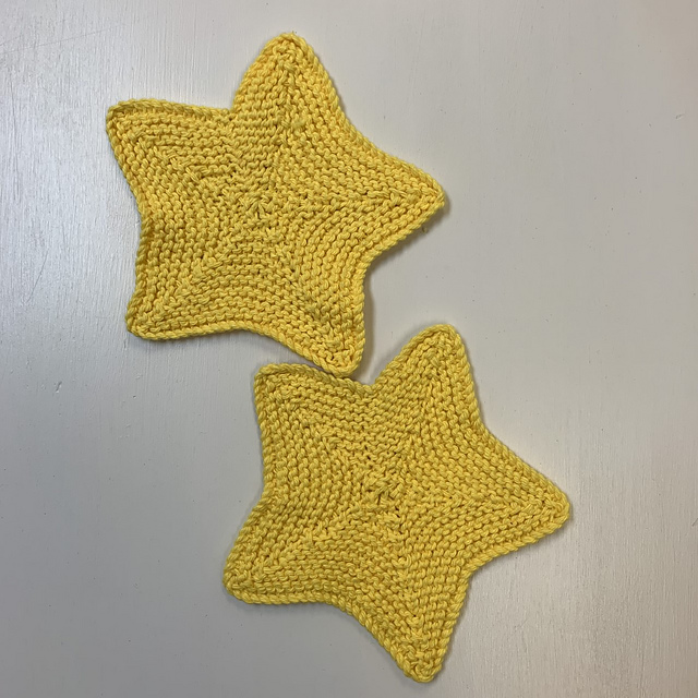Ravelry: Christmas Cloths: Star pattern by Sweet Yarns