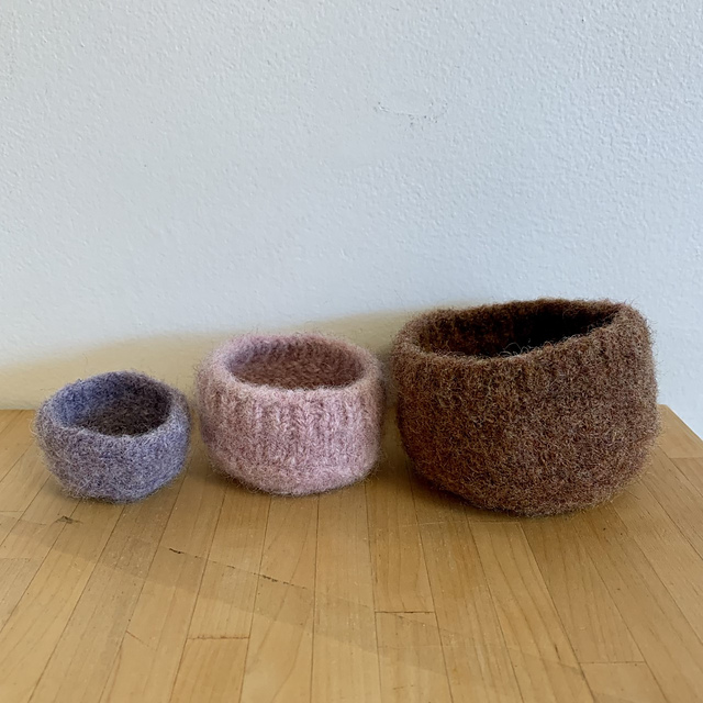 Ravelry: Mini Felted Baskets pattern by Sweet Yarns