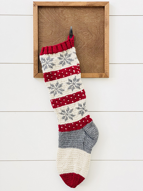 Ravelry: Fair Isle Snowflakes pattern by Emilee Reynolds