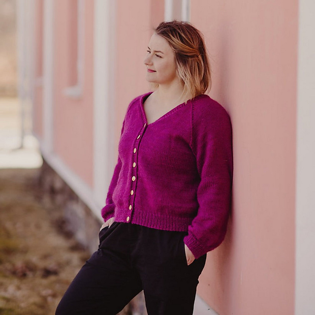 Ravelry: Luotto pattern by Laura Pajula and Liisa Saarenmaa