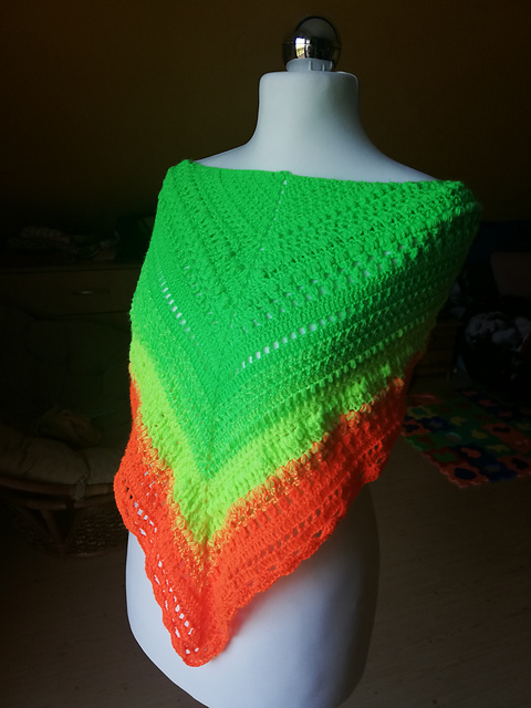 Ravelry: Hurrem Sultan Shawl pattern by Dominika Koćmierowska