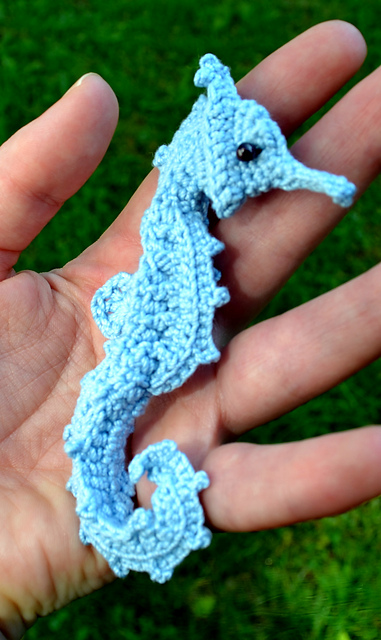 Ravelry: TFiner's Blue Thread Seahorse