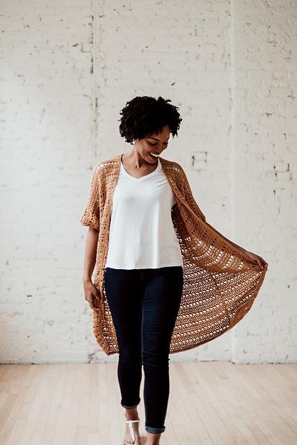 Ravelry: Sandbar Cardi pattern by Toni Lipsey