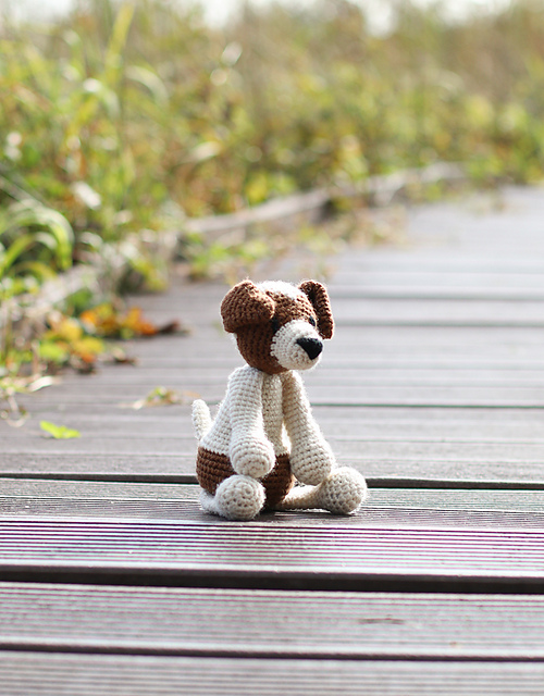 Ravelry: Timmy the Jack Russell pattern by TOFT UK