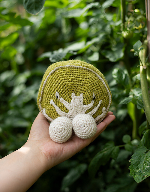 Ravelry: Cabbage pattern by TOFT UK