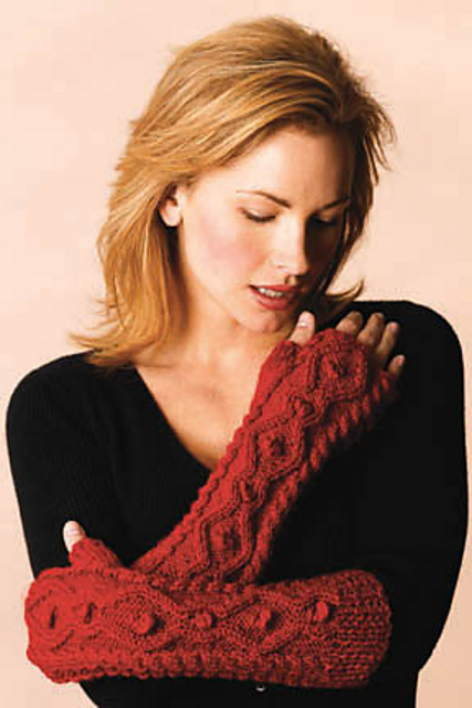 Ravelry: Cabled Fingerless Mitts pattern by Traci Bunkers