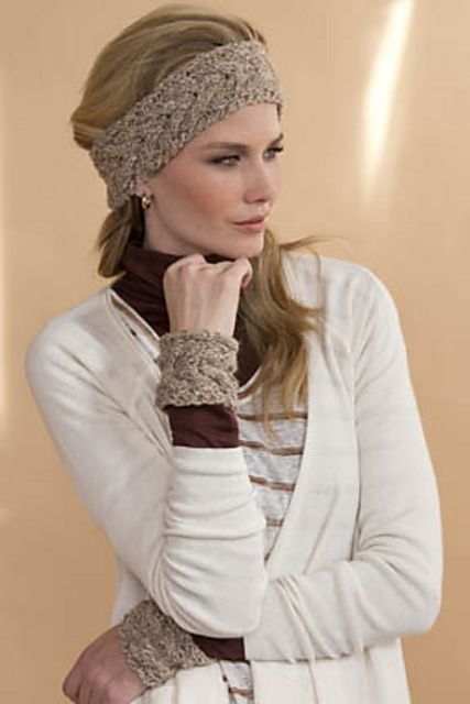 Ravelry: Chamonix Headband pattern by Teresa Chorzepa