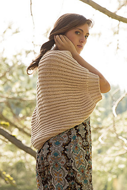 Ravelry: Olimpia Shrug pattern by FDC Design Studio