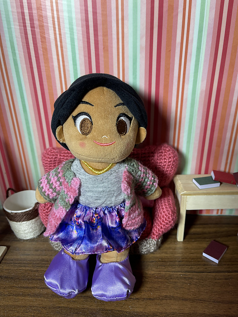 Ravelry: Nuimo Cardigan pattern by Tabatha Bass