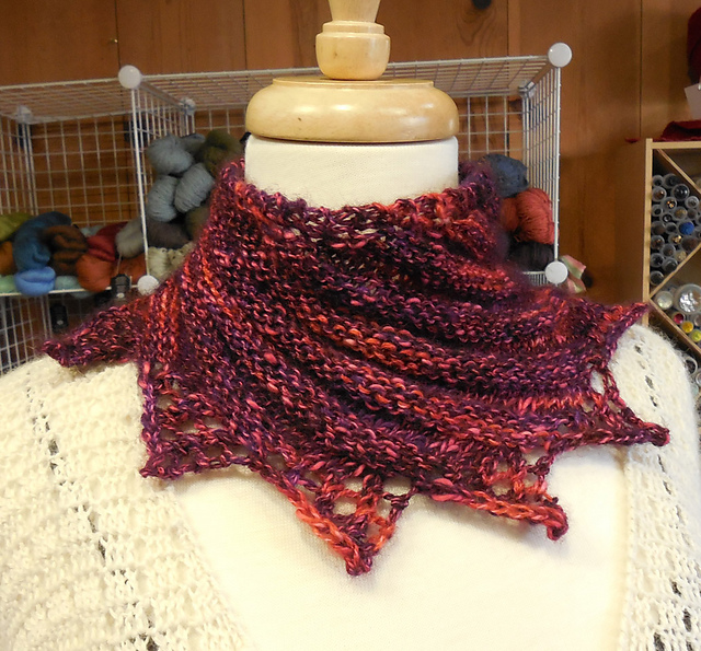 Ravelry: Jester Cowl pattern by Jennifer Kennedy