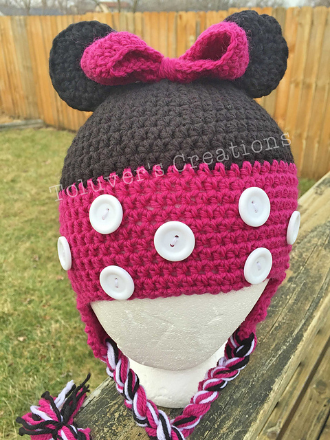 Ravelry: Minnie Mouse Hat pattern by Rachelle Bowman