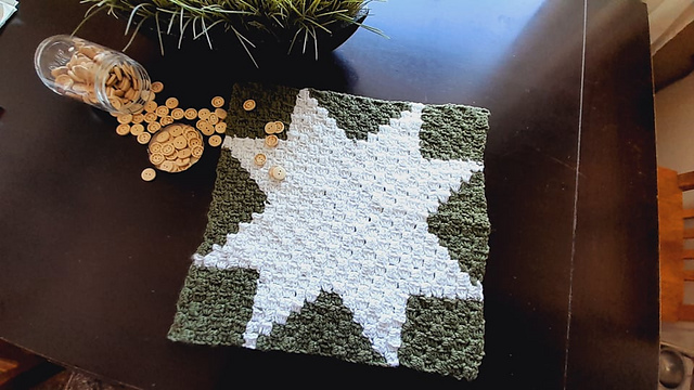 Ravelry: Open Star C2C Quilt Block pattern by Tangerine Door Creations