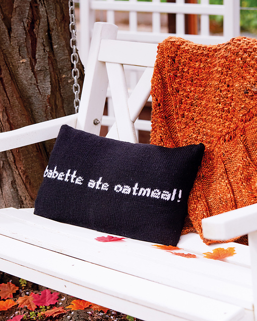Ravelry: "Babette Ate Oatmeal" Pillow pattern by Tanis Gray