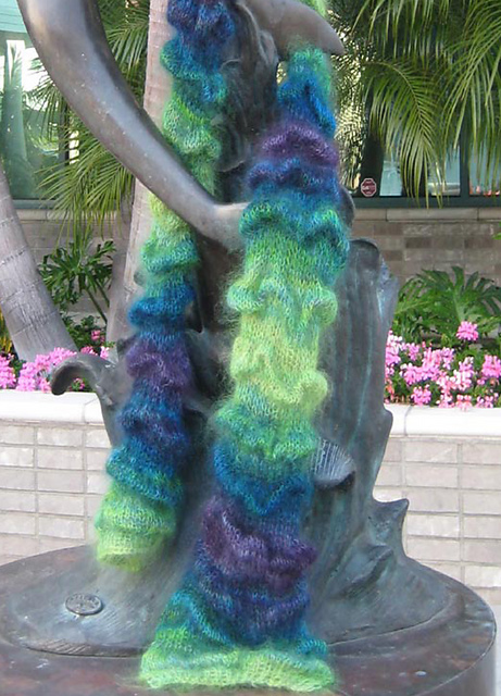 Ravelry: Long Beach Color Scarf pattern by Gina Wilde