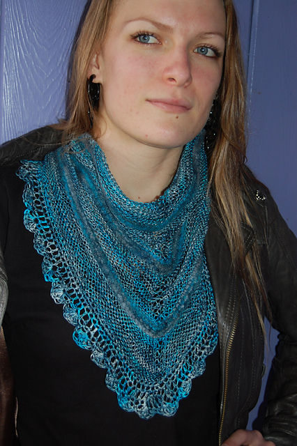 Ravelry: Stick 'Em Up Shibori Bandana pattern by Gina Wilde