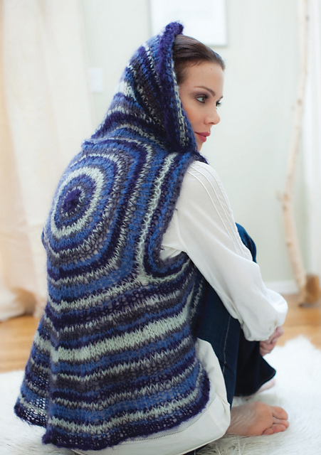 Ravelry: Abigail Circular Shrug pattern by Caroline Moore