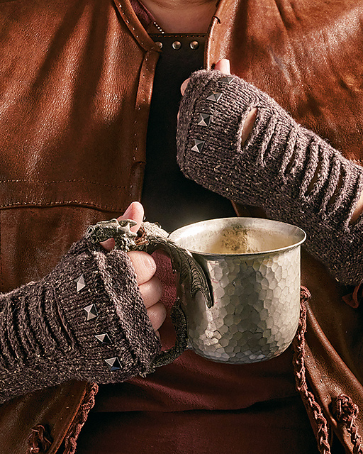 Ravelry: Dwarf Battle Gauntlets pattern by Lilium Rose