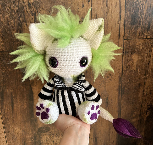 Ravelry: Showtime cat pattern by Tanya corbeil