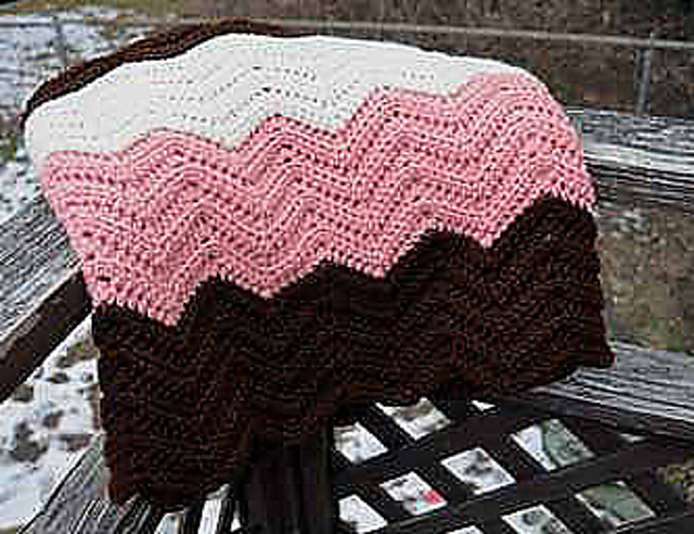 Ravelry: Callie's Cuddly Chevrons pattern by Tara Quarles