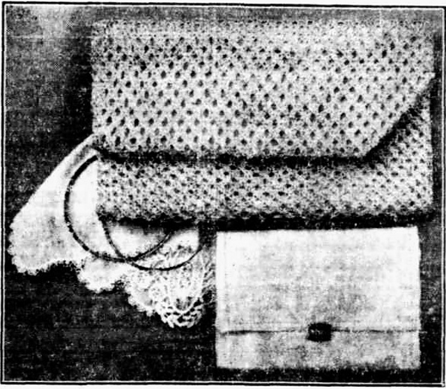 Ravelry: Knitted Evening Bag pattern by Sunday Times (Perth)