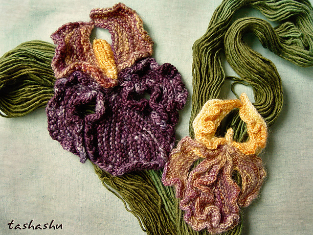 Ravelry: Decorative knitted Iris flower pattern by Svetlana Gordon