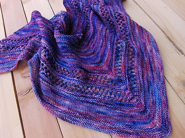 Ravelry: Alanda pattern by Tatjana Günther