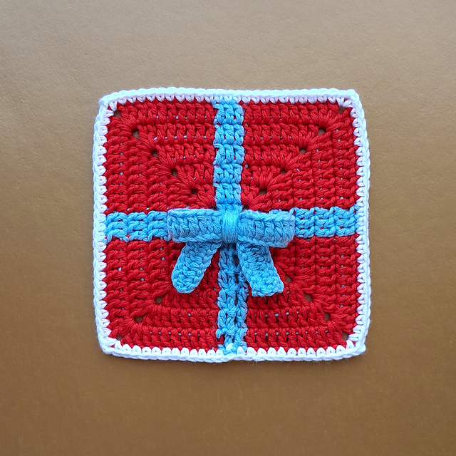 Ravelry: Granny square Gift pattern by Tetiana Bukreieva