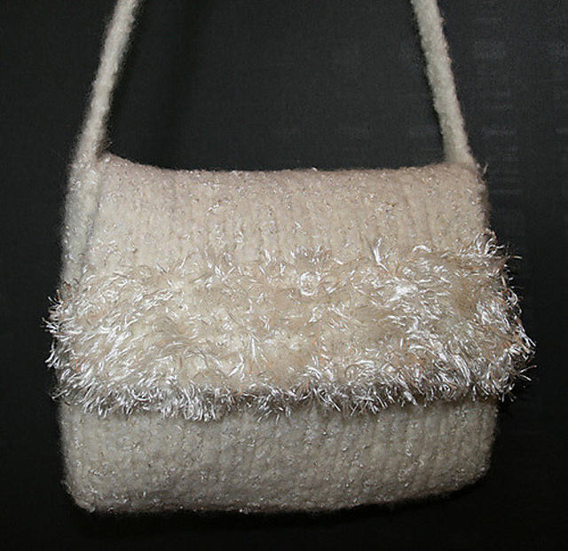 Ravelry: Holiday Snow Bag of the Month Kit pattern by Terry L. Ross