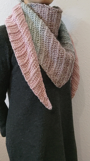 Ravelry: Stripes here Stripes there pattern by Thalia Twine