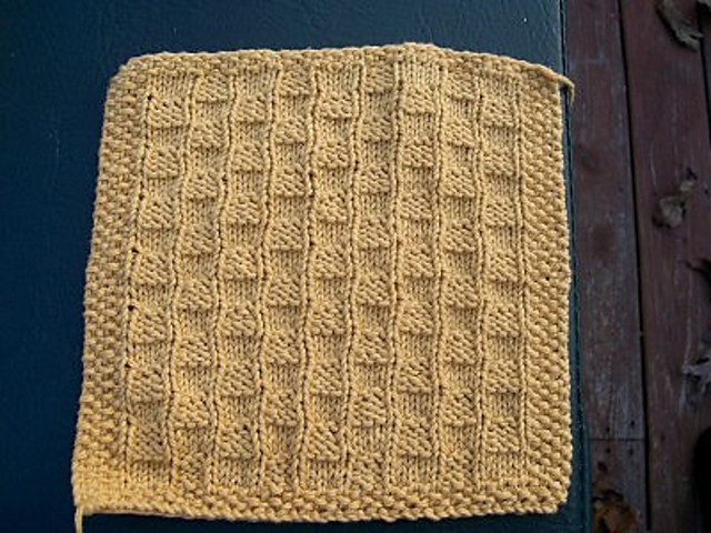 Ravelry: Wavy Ladders Dishcloth pattern by Anne Martin