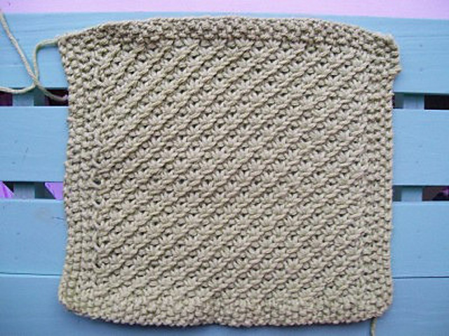 Ravelry: Daisy Chain Dishcloth pattern by Anne Martin