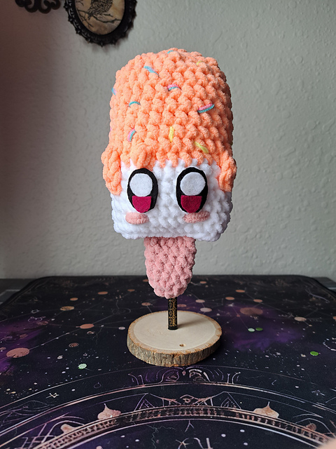 Ravelry: Melty Pop pattern by Ema Fancher