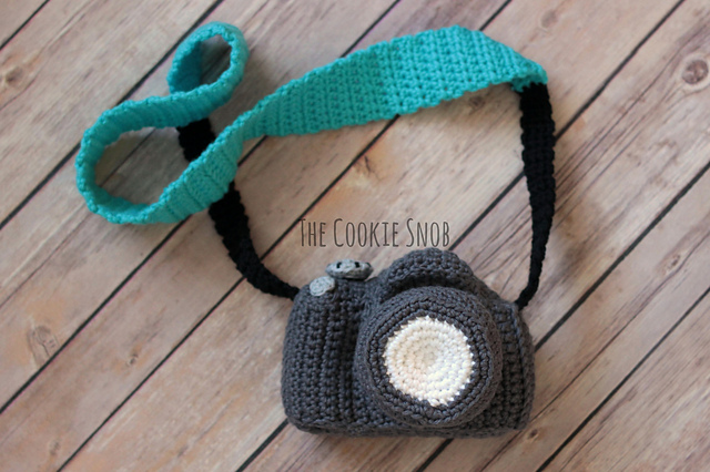 Ravelry: Cuddly Camera pattern by Erin Sharp
