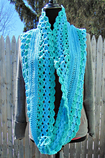 Ravelry: Across The Sea Scarf pattern by Country Willow Designs