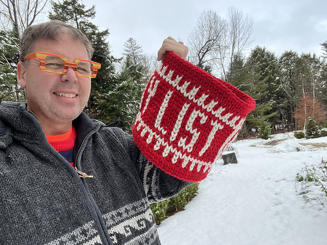 Ravelry: Naughty List Cowl pattern by Michael Sellick
