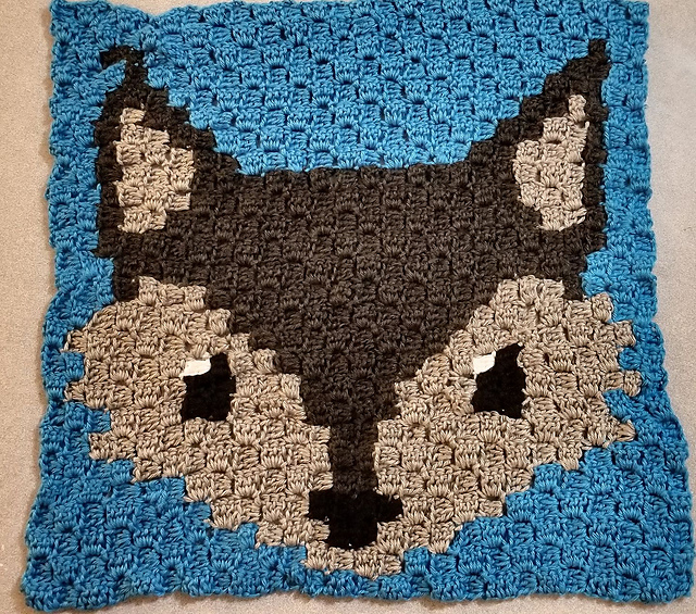 Ravelry: C2C Wolf Square pattern by Michael Sellick