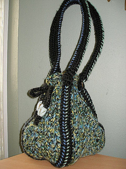 Ravelry: Black Magic Purse pattern by Drew Emborsky