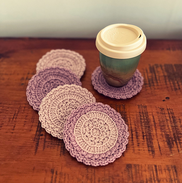 Ravelry: Ring of Stars Coasters pattern by The Crochet Fix