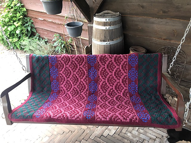 Ravelry: Bedazzled pattern by Janneke Zaat