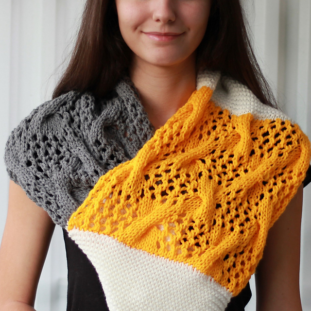 Ravelry: Julia pattern by April Miller